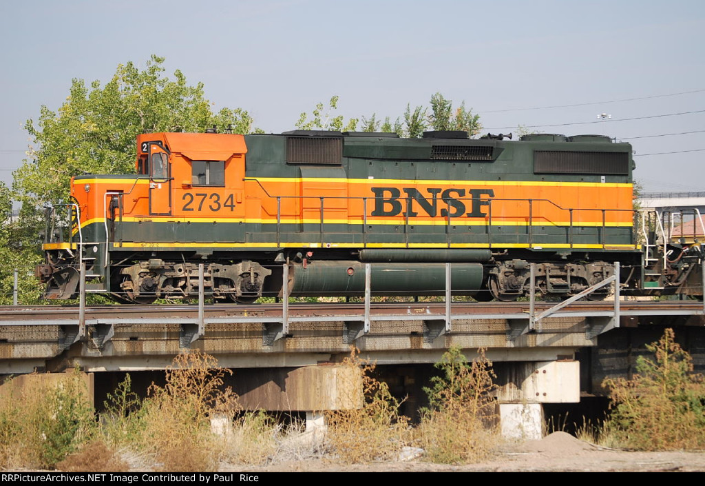 BNSF 2734
